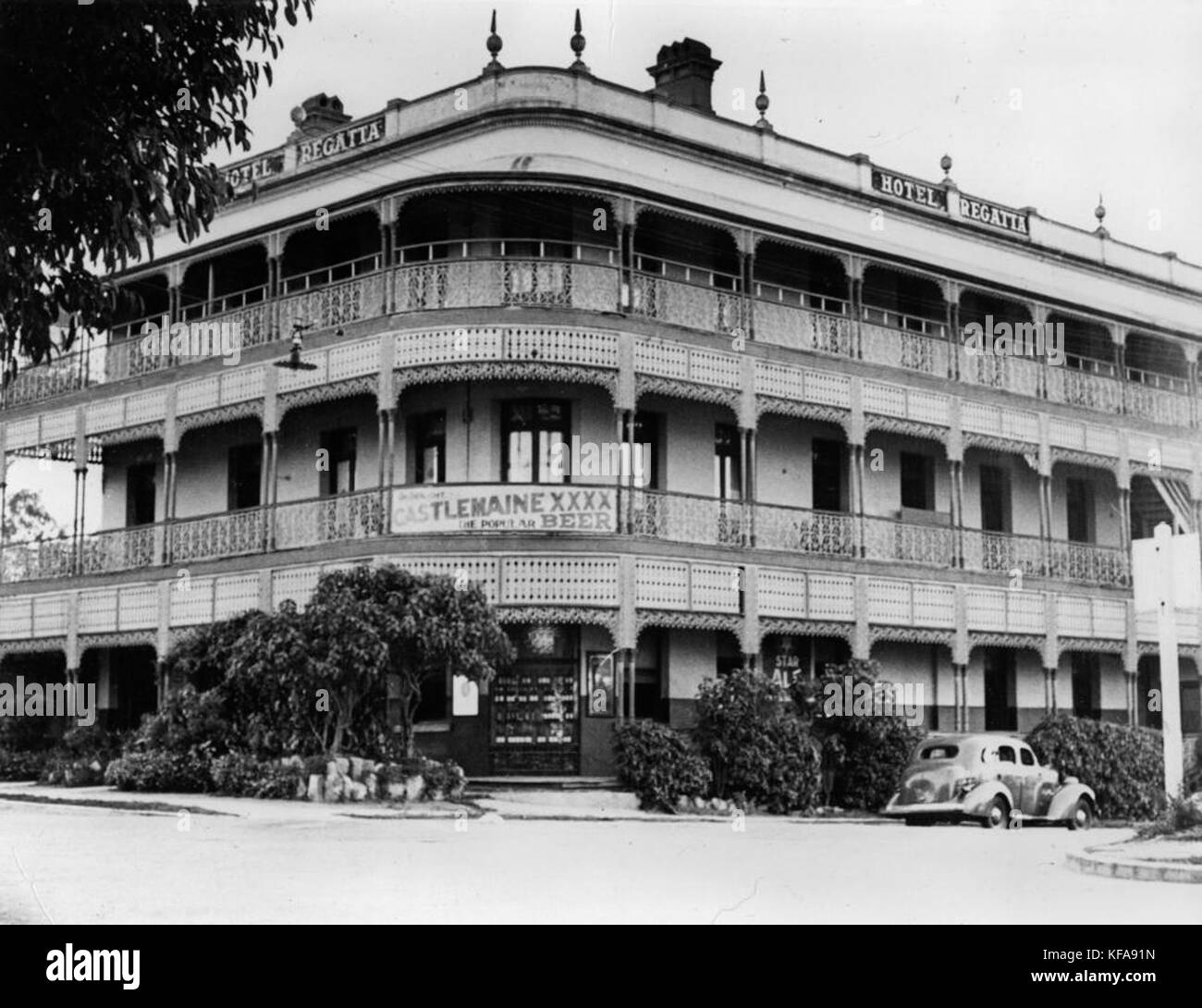 Regatta Hotel Toowong, Brisbane, Queensland, circa 1940 Stock Photo - Alamy