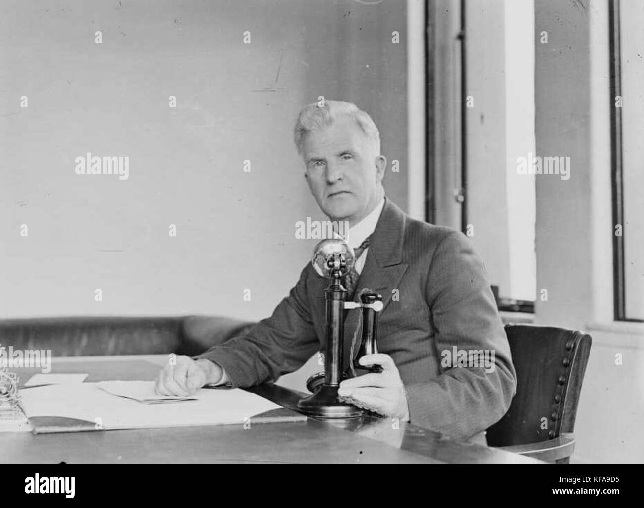 James scullin hi-res stock photography and images - Alamy