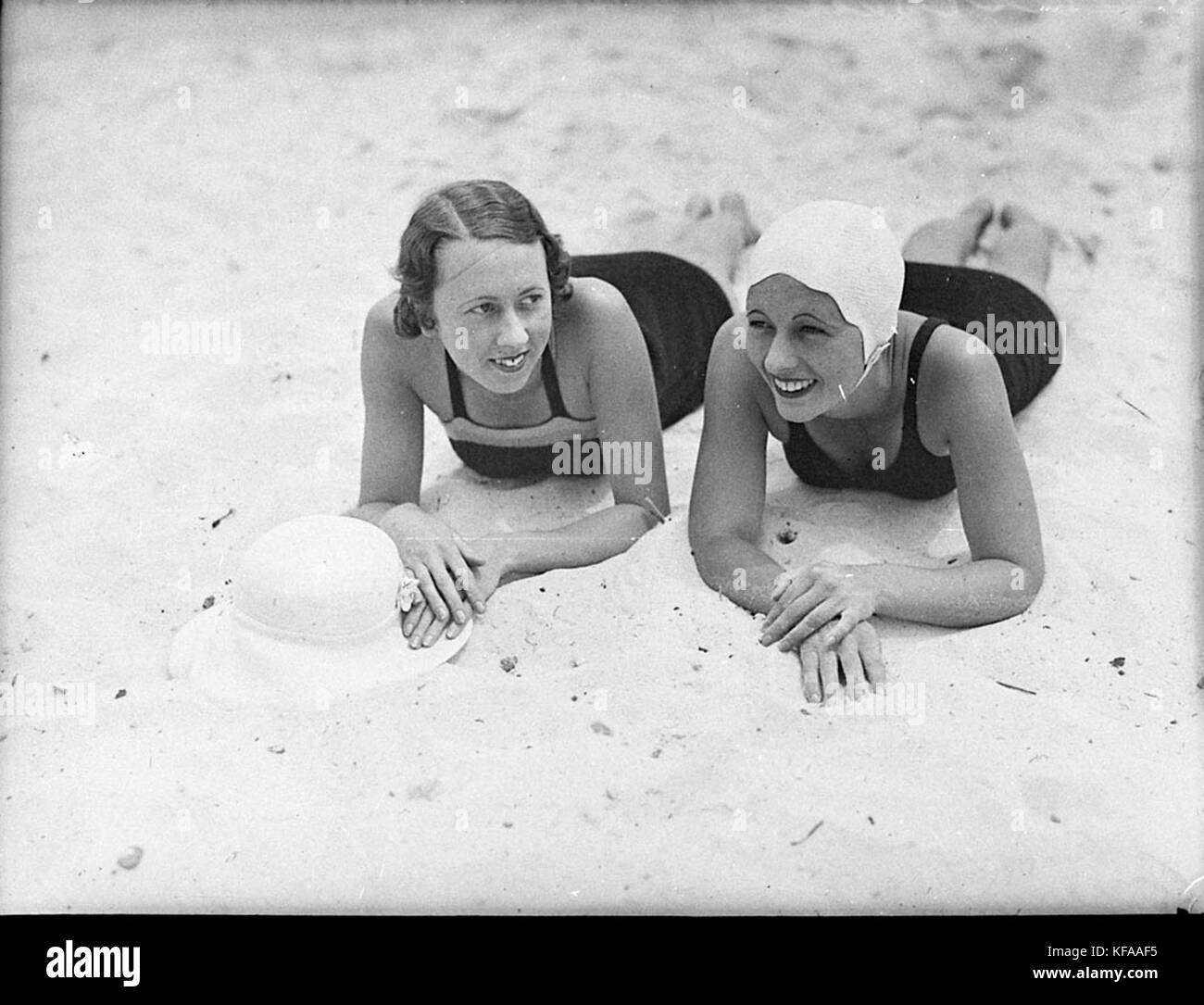 Nancy lewis hi-res stock photography and images - Alamy