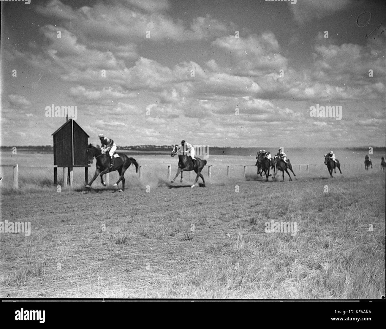 35975 Yass races Stock Photo - Alamy