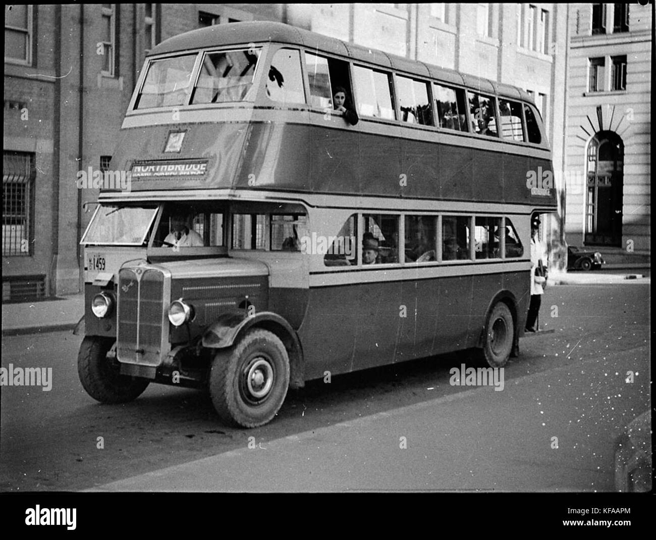 Motor buses hi-res stock photography and images - Alamy