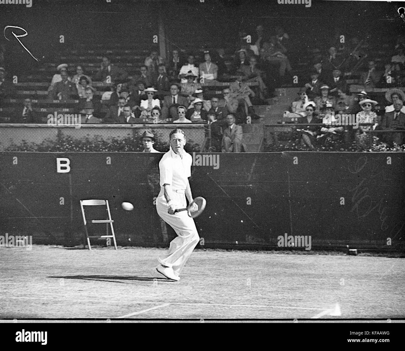33836 Don Turnbull South Australia on centre court B White City Stock ...