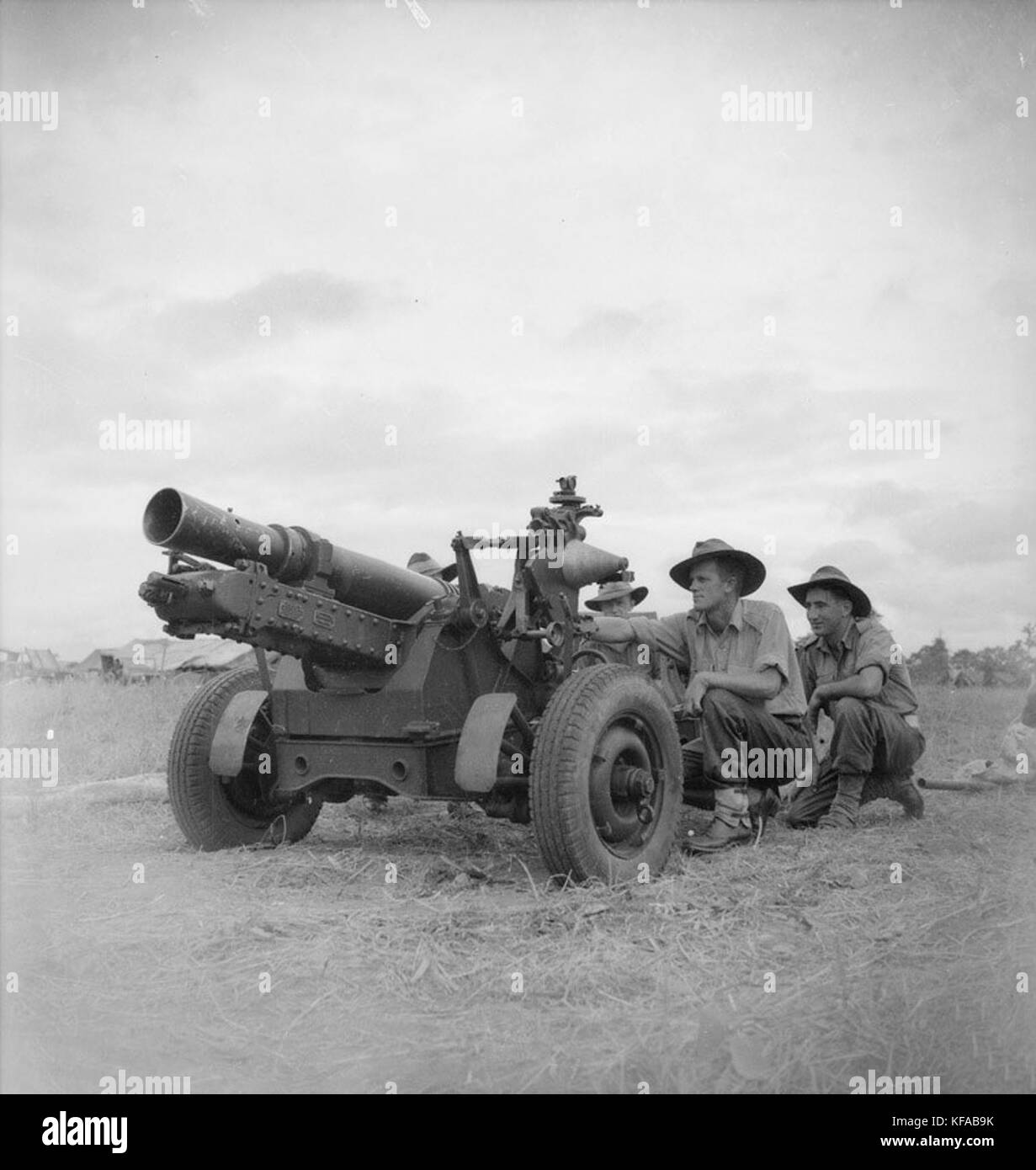 25pdr hi-res stock photography and images - Alamy