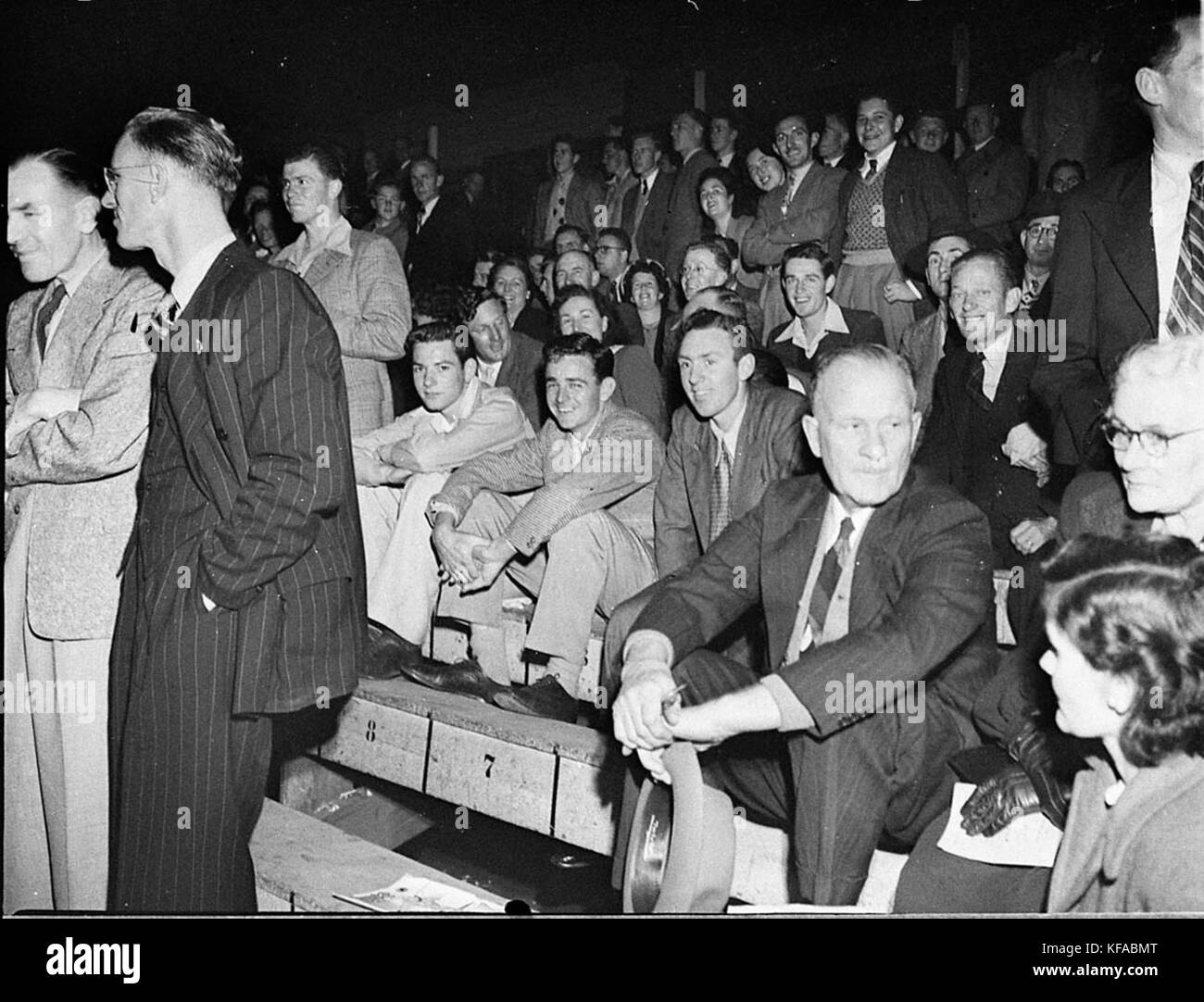 131856 Crowd watching Dunlop Rubber table tennis championship with Mr A ...