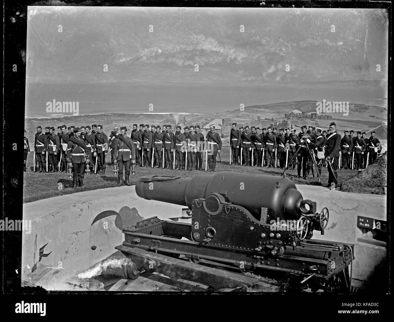 Number one gun hi-res stock photography and images - Alamy