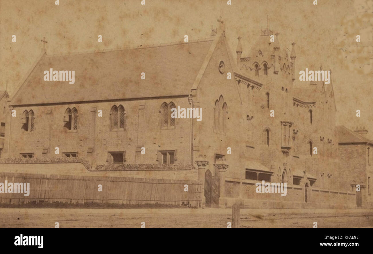 Vintage school building hi-res stock photography and images - Alamy