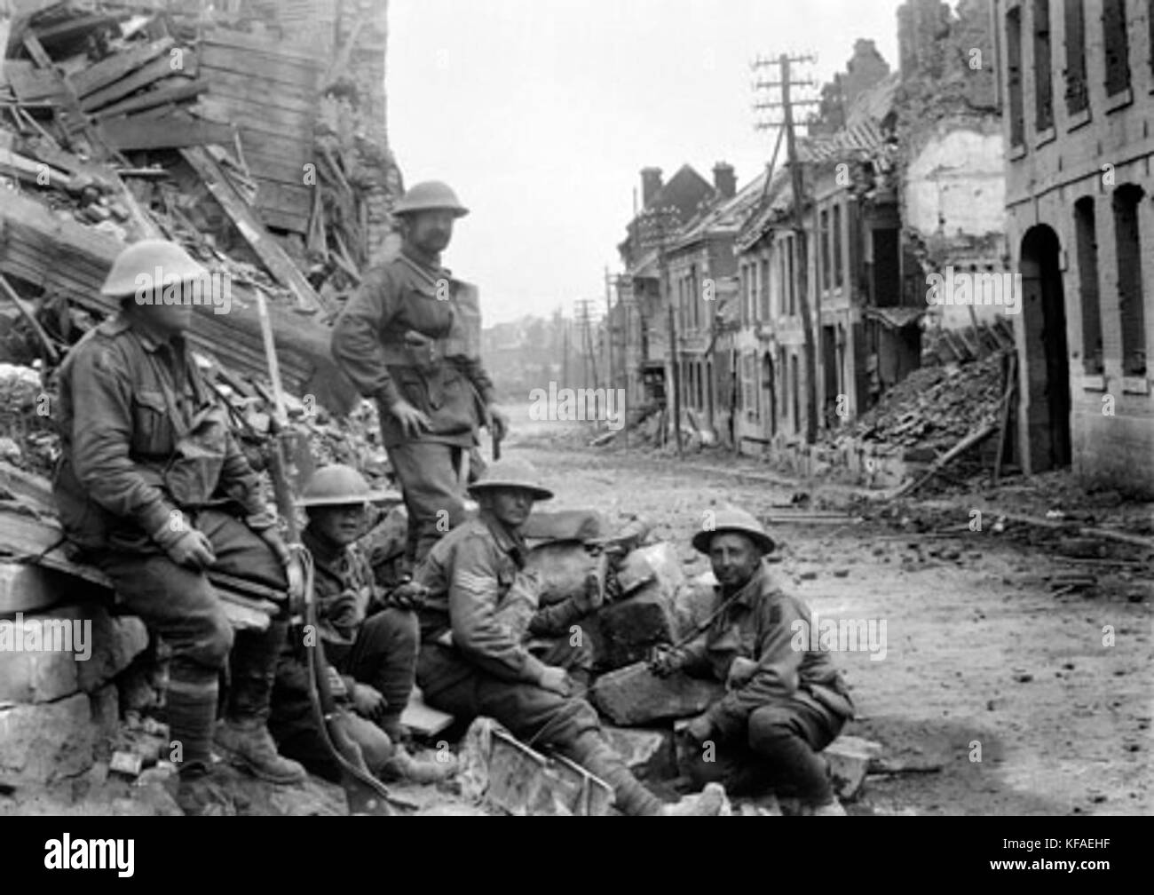 Peronne wartime photography hi-res stock photography and images - Alamy