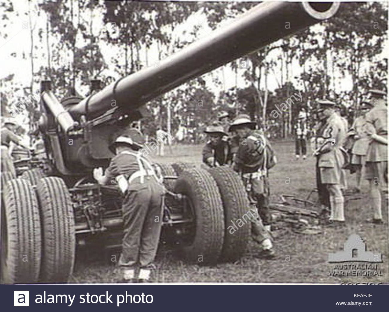 155 Mm Gun High Resolution Stock Photography and Images - Alamy
