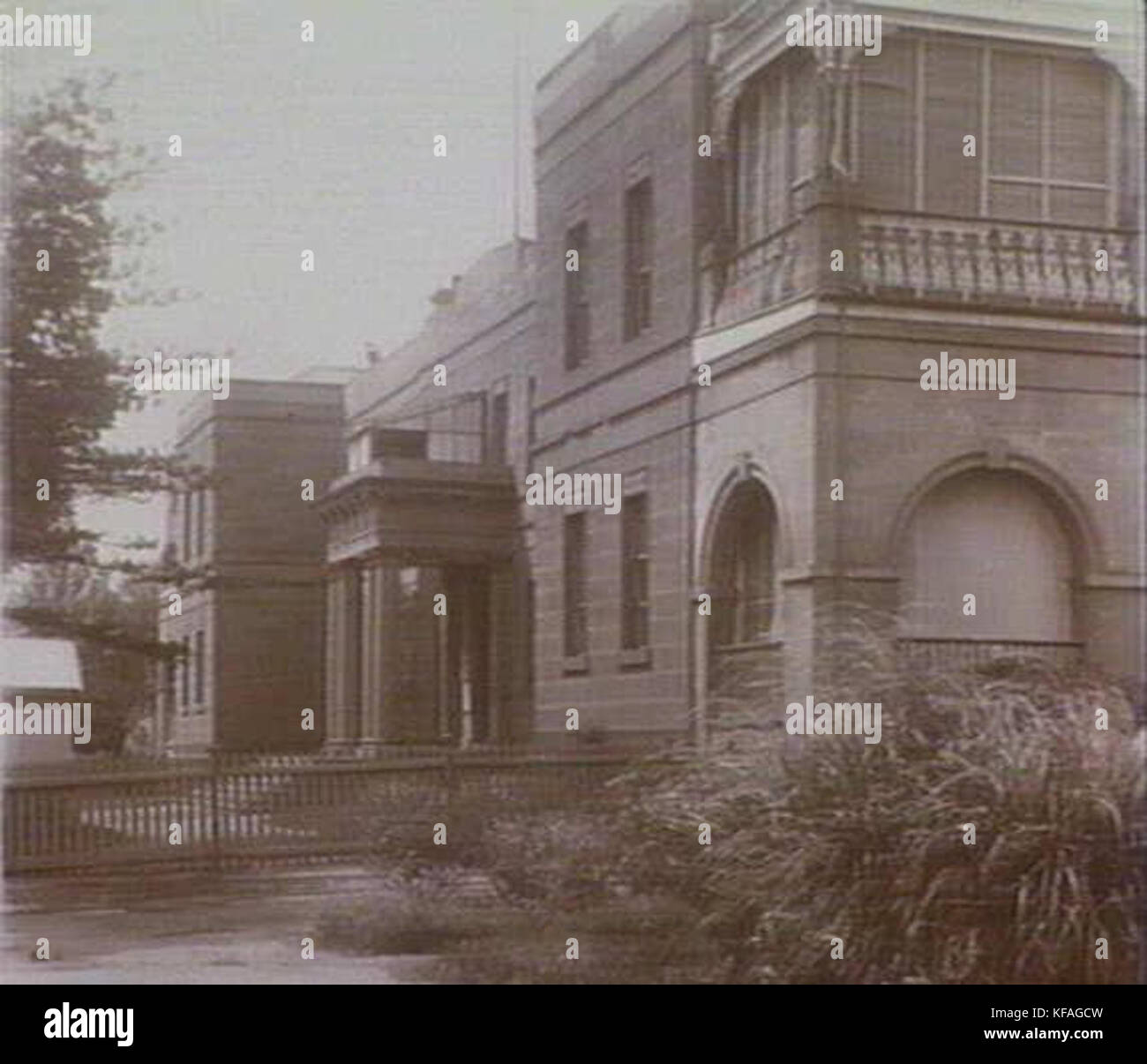 Geelong Hospital main entrance1921 Stock Photo - Alamy