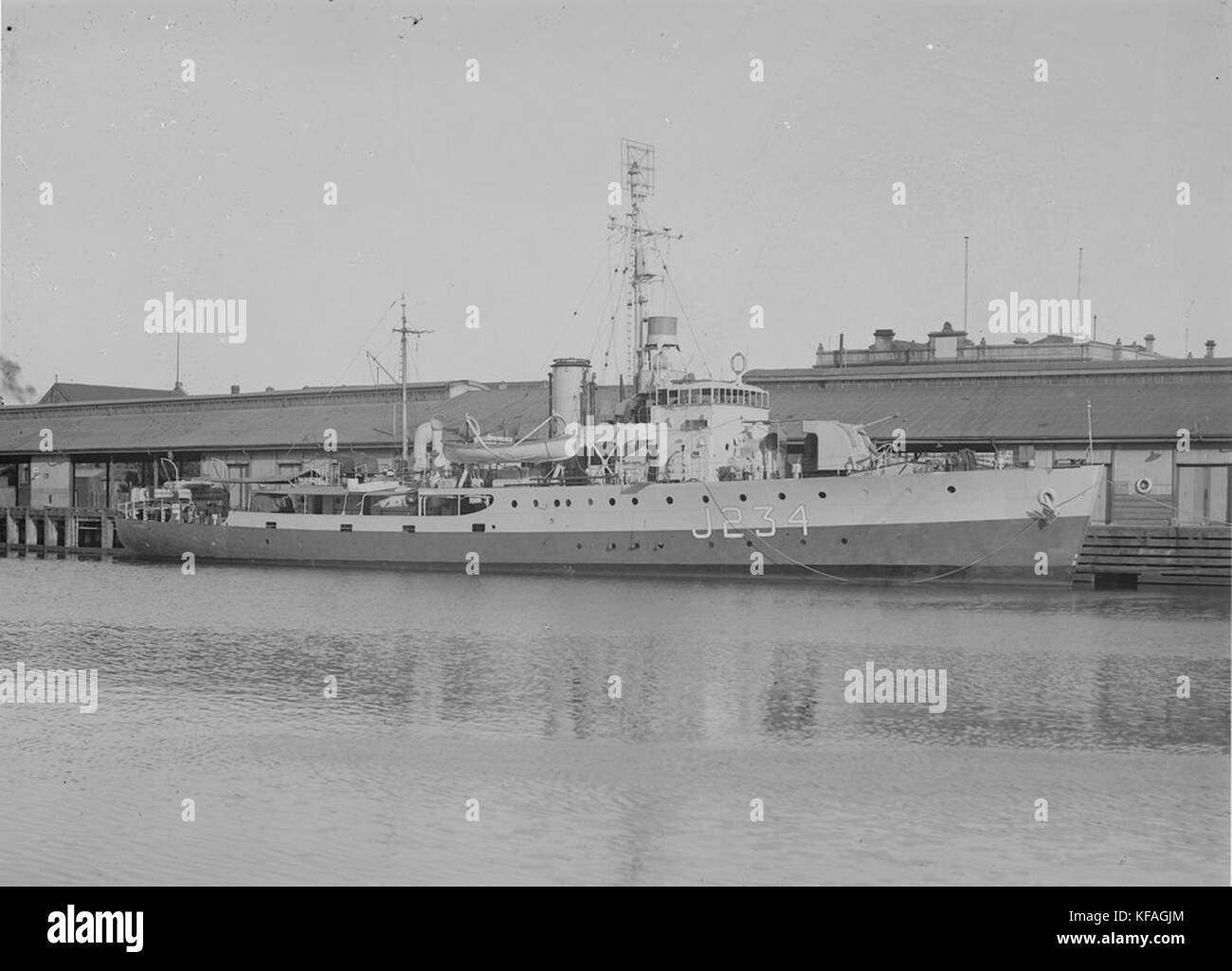 HMAS Latrobe by Allan Green SLV H91.250 1327 Stock Photo - Alamy