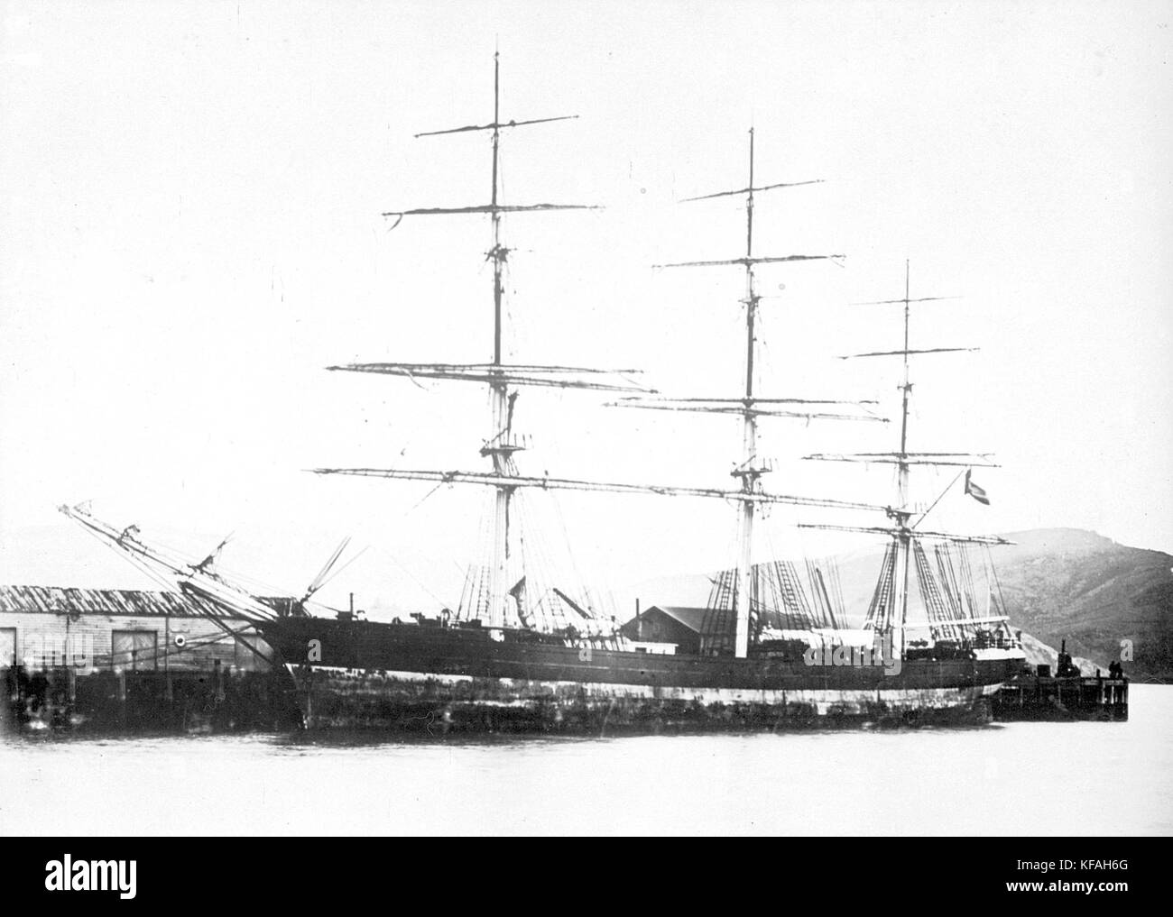 Ship victorian vintage hi-res stock photography and images - Alamy