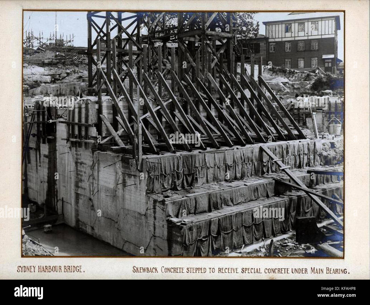 Skewback hi-res stock photography and images - Alamy