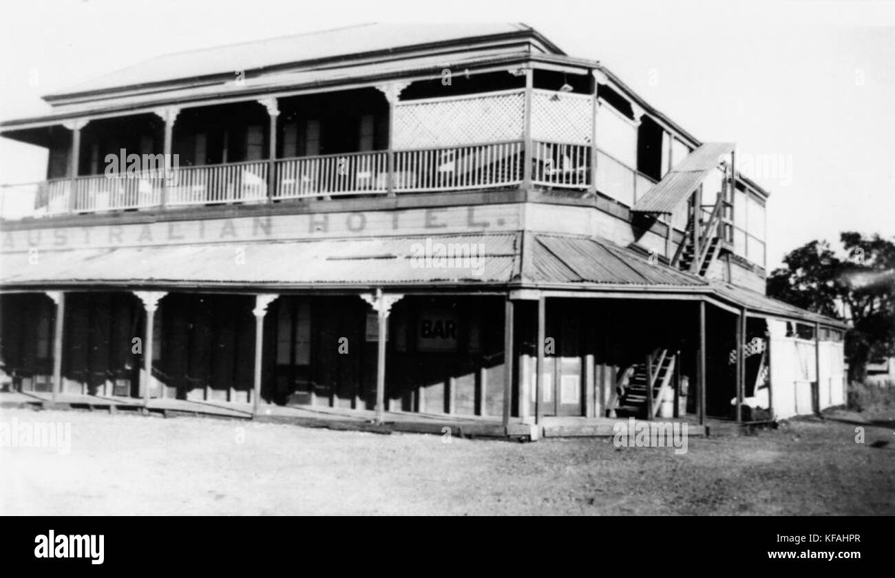 1 102777 The Australian Hotel, Muttaburra Stock Photo - Alamy