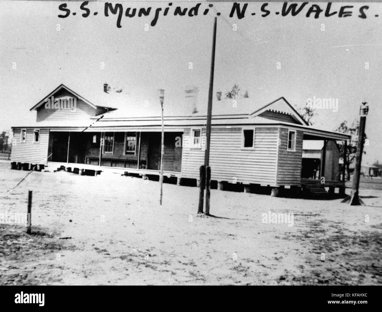 1 137357 Mungindi Public School, ca. 1929 Stock Photo - Alamy