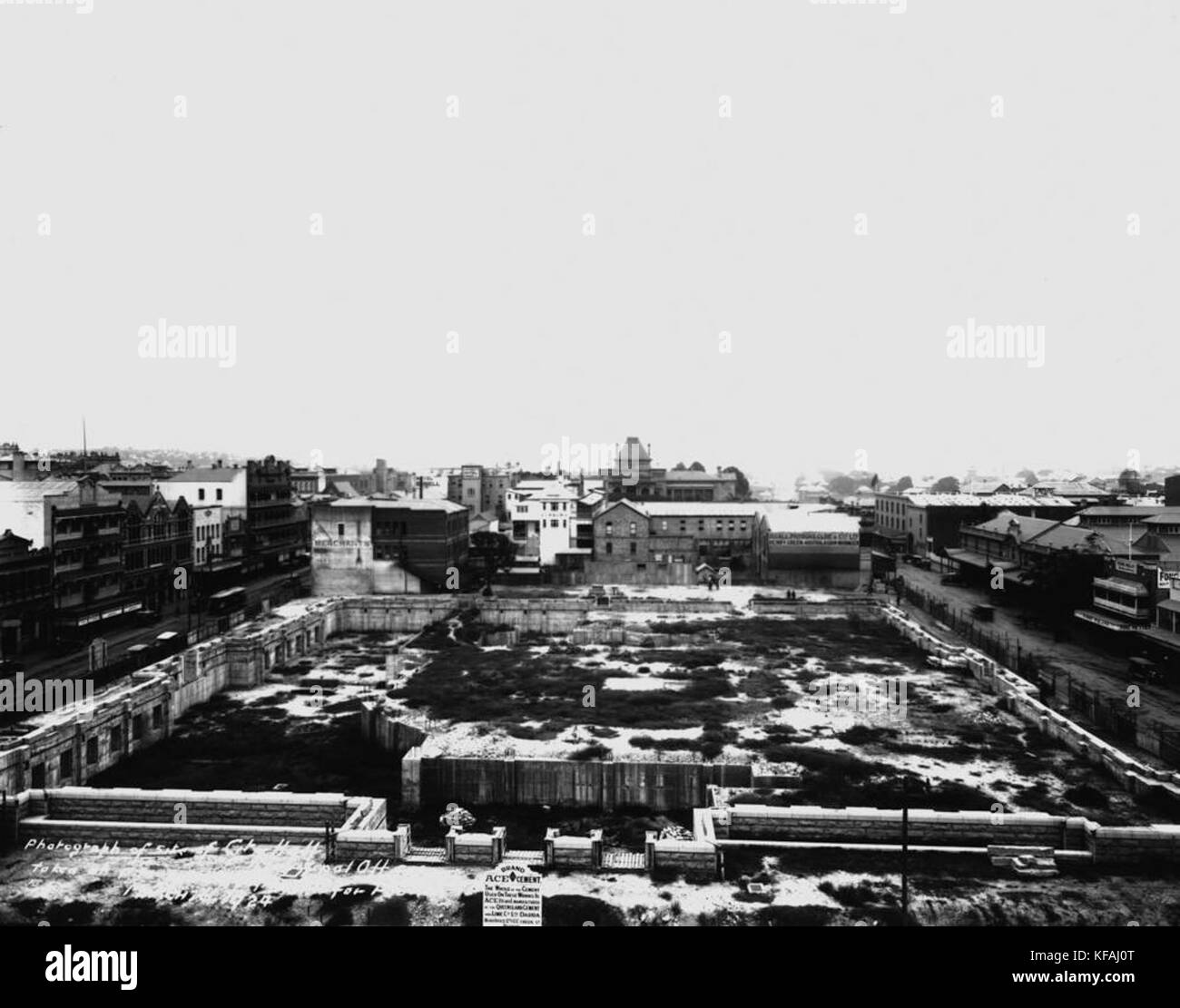 1 137775 Construction of the Brisbane City Hall, 1924 Stock Photo - Alamy