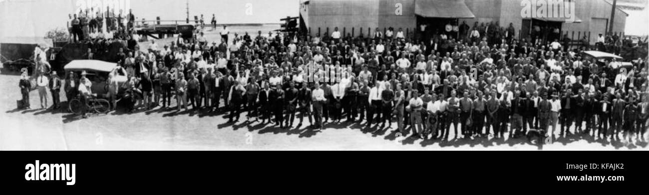 Workers strike 1920s hi-res stock photography and images - Alamy