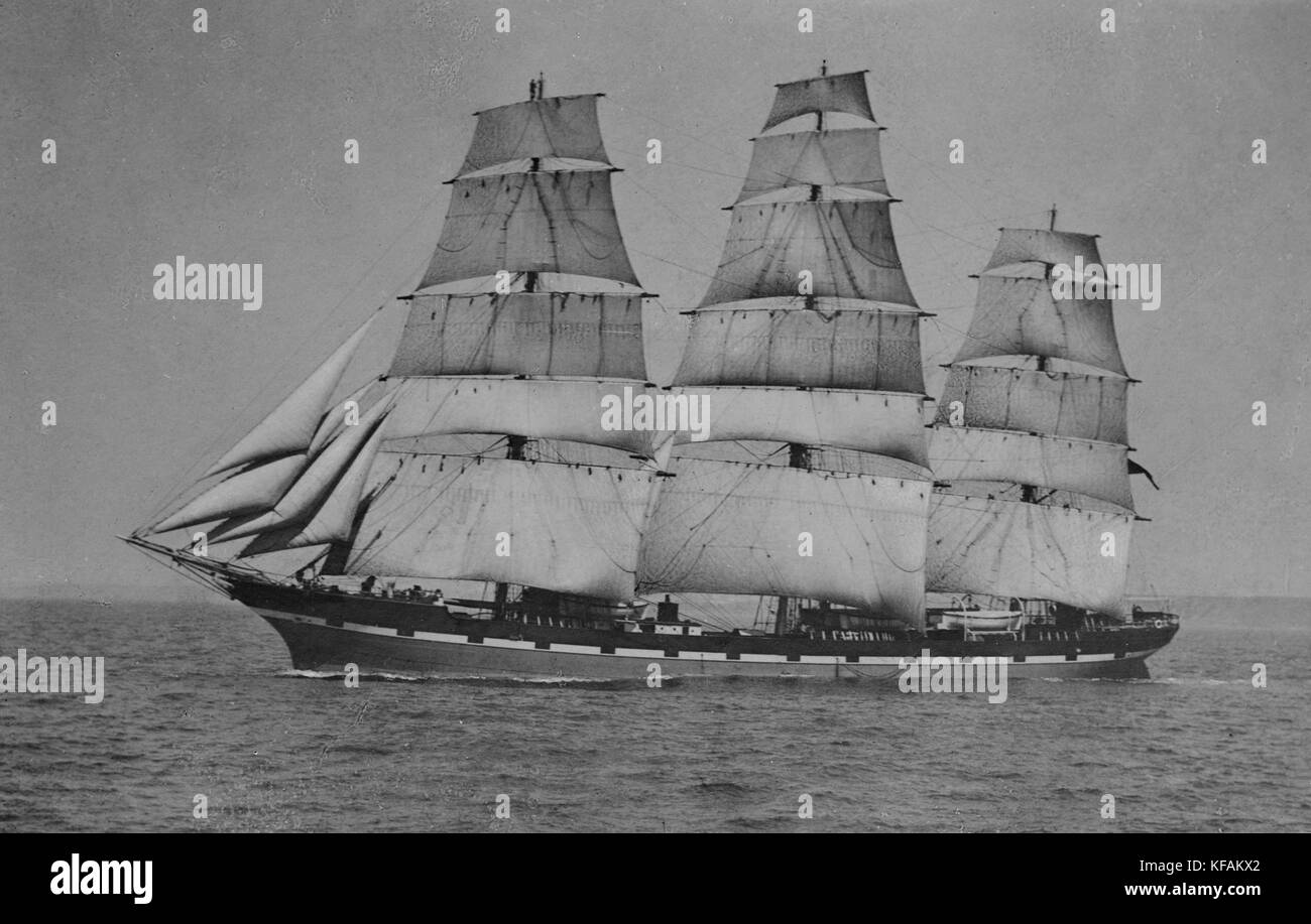 Mersey ship hi-res stock photography and images - Alamy