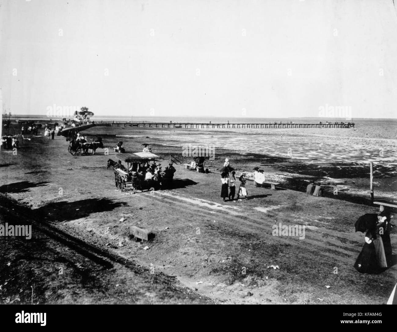 Outing at the seaside Black and White Stock Photos & Images - Alamy