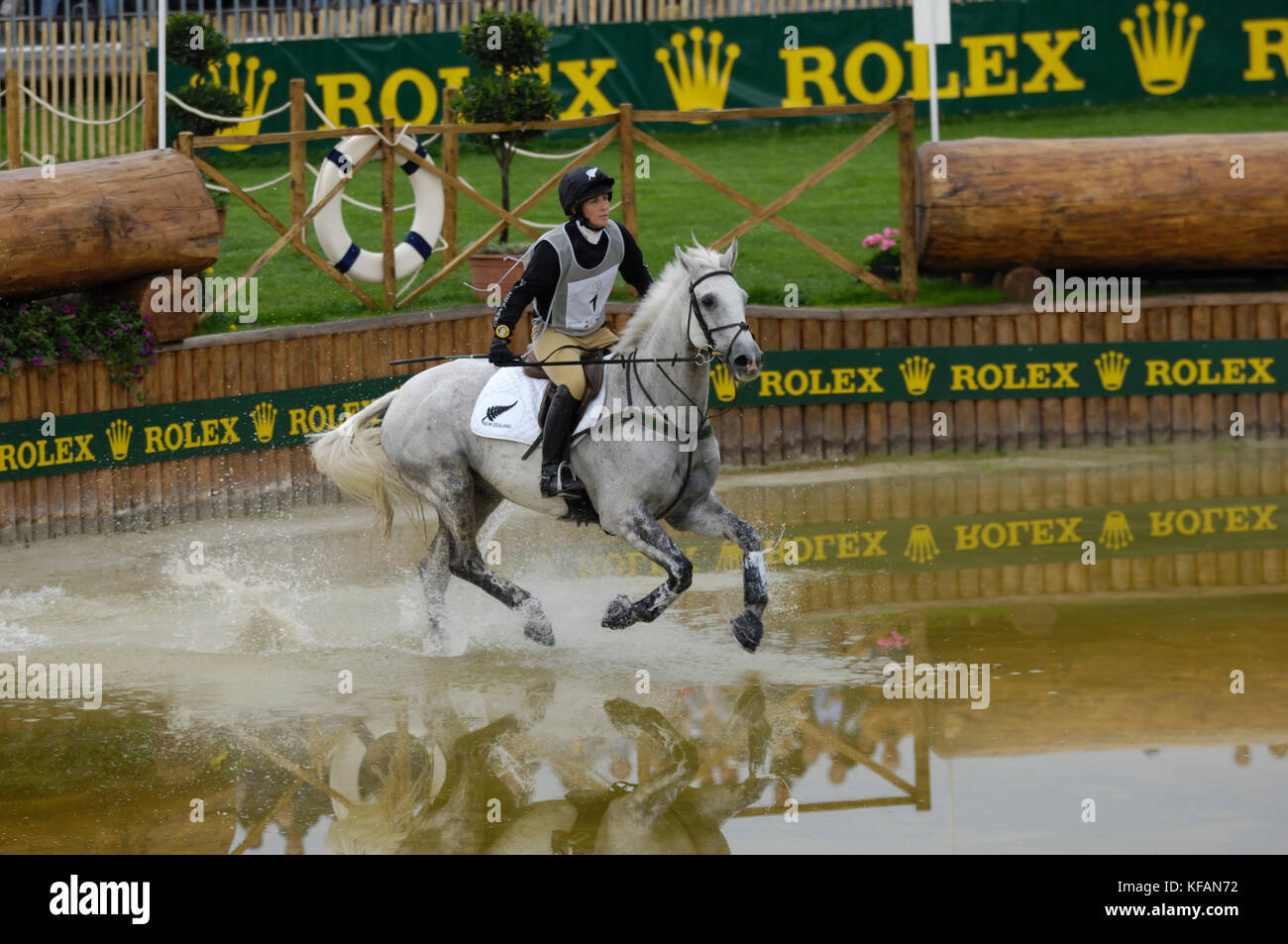 Caroline Powell (NZL) riding Lenamore - World Equestrian Games, Aachen ...