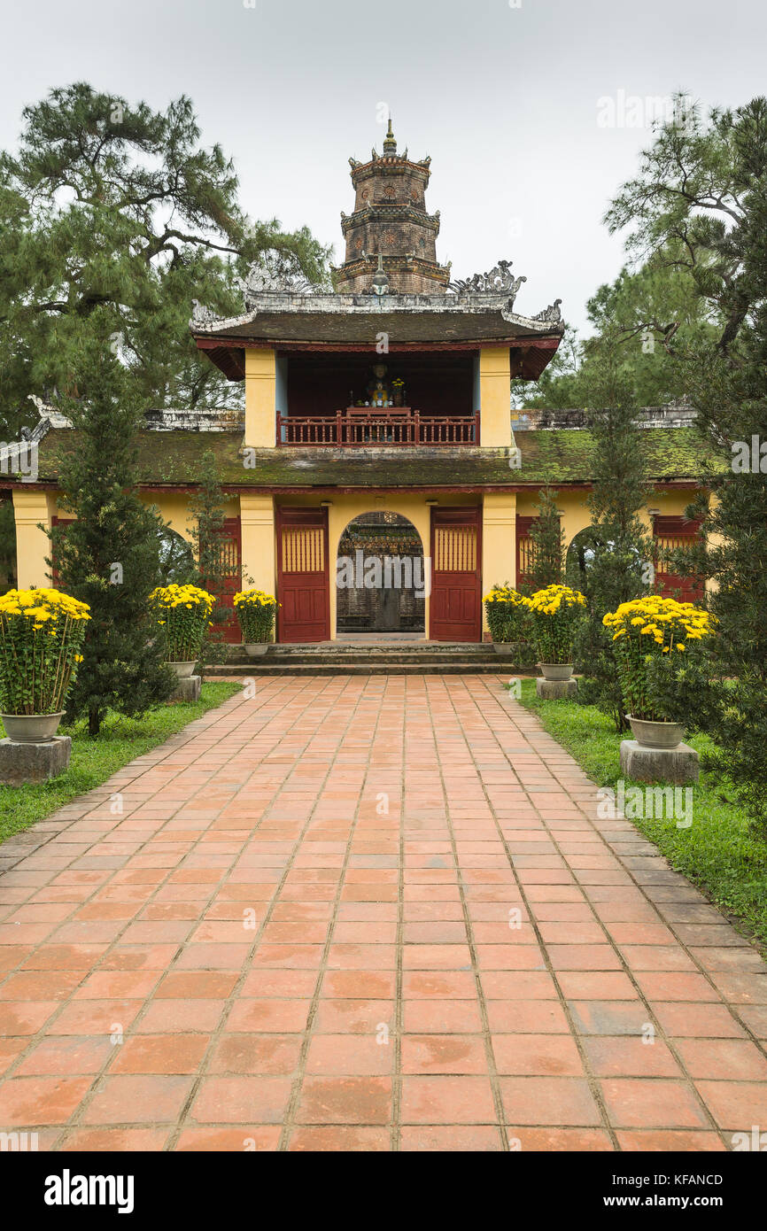 The Pagoda of the Celestial Lady is a historic temple in the city of ...