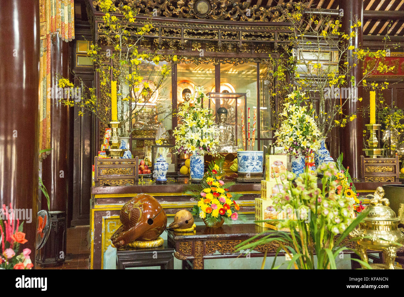 The Pagoda of the Celestial Lady is a historic temple in the city of ...