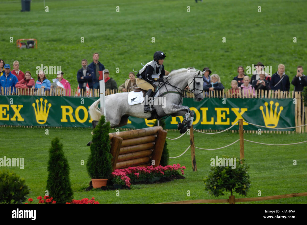 Caroline Powell (NZL) riding Lenamore - World Equestrian Games, Aachen ...