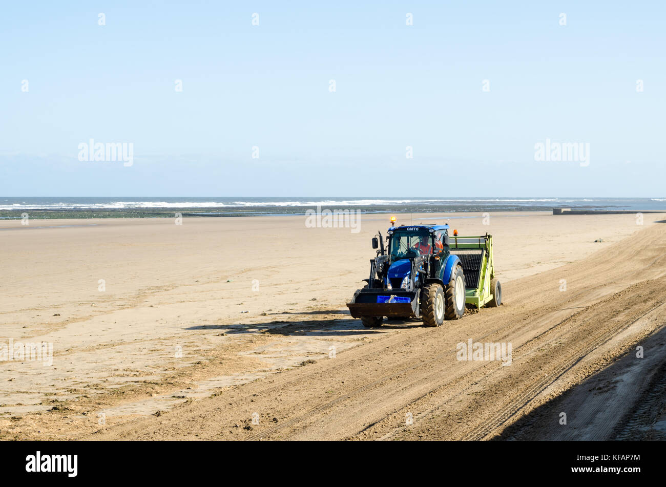 Beach cleaning rake hi-res stock photography and images - Alamy