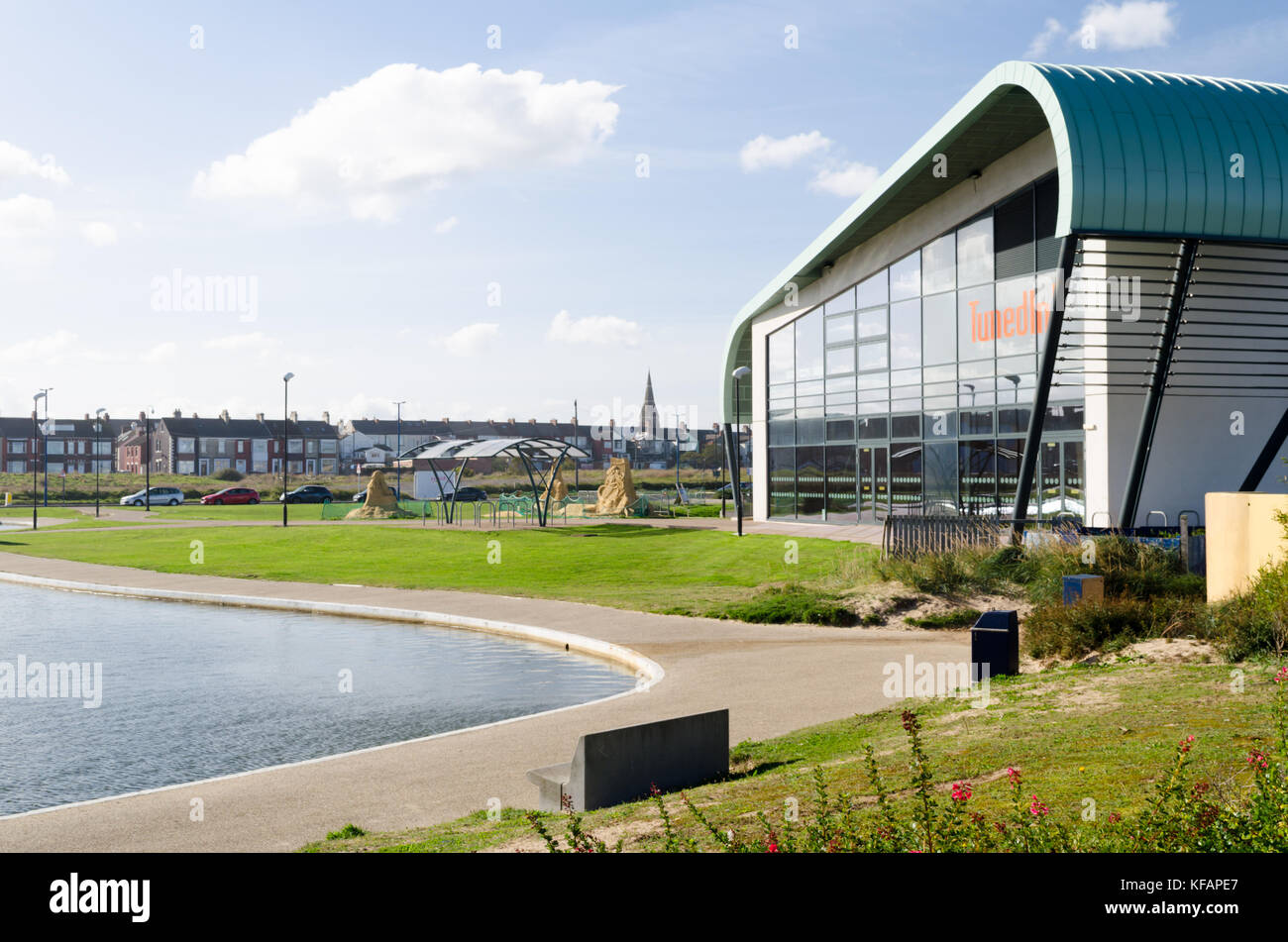 The Boating Lake and 'Tuned In' Building at Redcar Stock Photo - Alamy