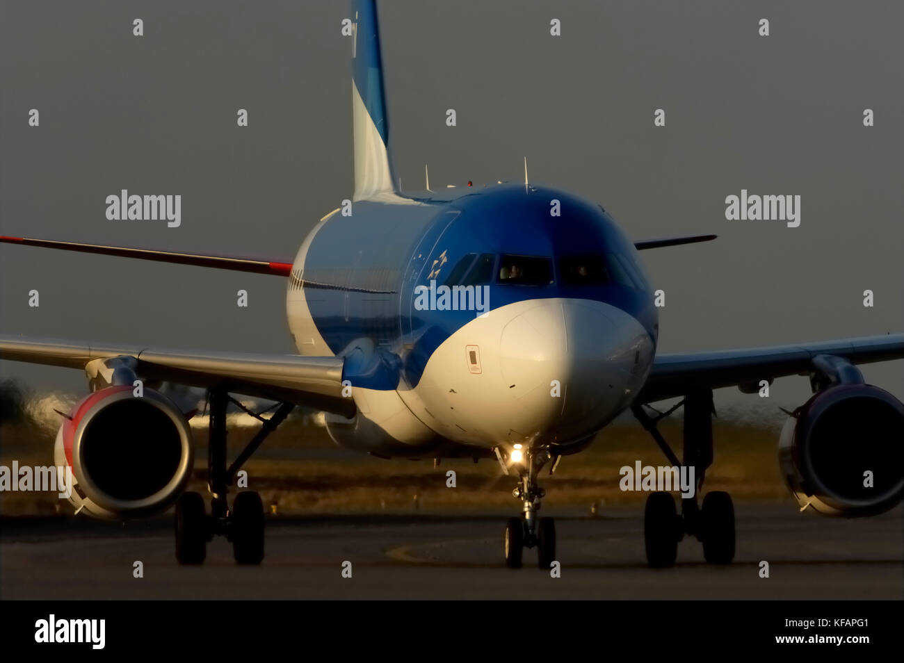 Airbus acj 320 hi-res stock photography and images - Alamy