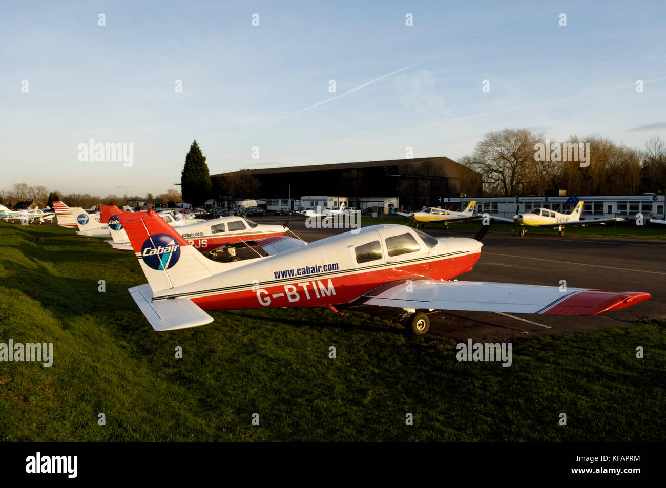 Cabair Piper PA-28-161 Cadets and Cherokee Warriors parked on the apron ...
