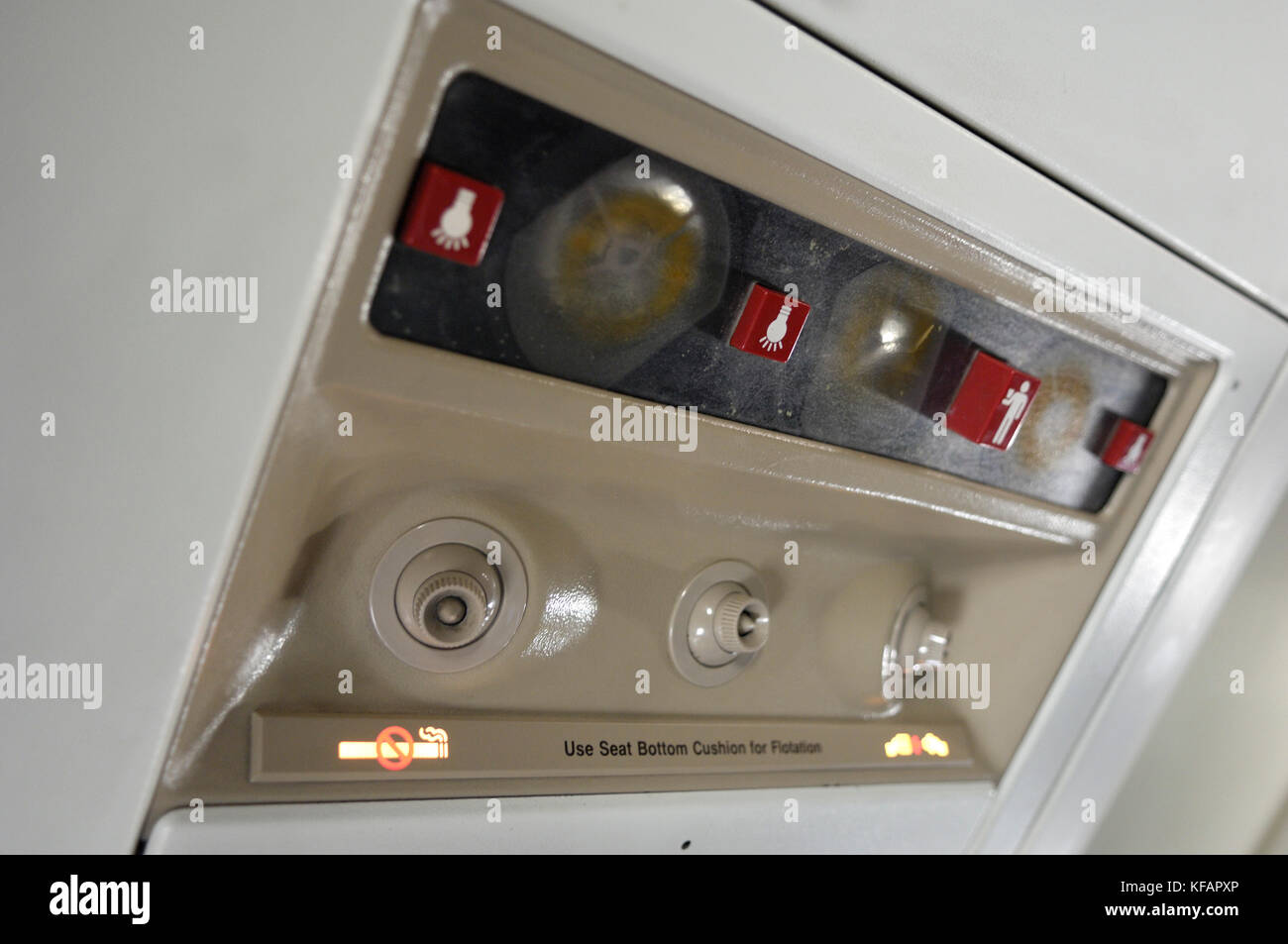 overhead control-panel, 'fasten seat-belts' and 'No Smoking ...