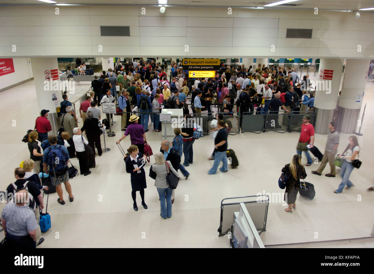 Airports passport control hi-res stock photography and images - Alamy