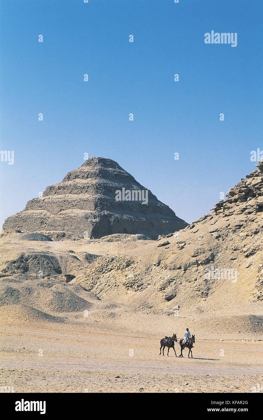 Userkaf pyramid hi-res stock photography and images - Alamy