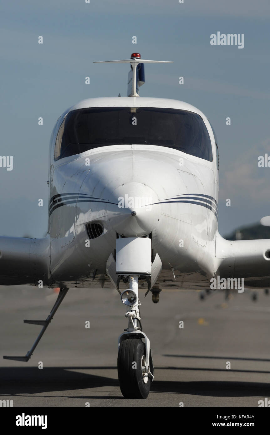 Cessna 310 hi-res stock photography and images - Alamy
