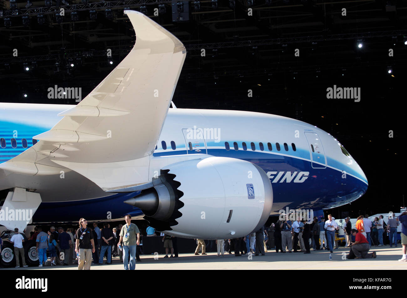 people crowding around the wingtip, Rolls-Royce Trent 1000 engine and ...