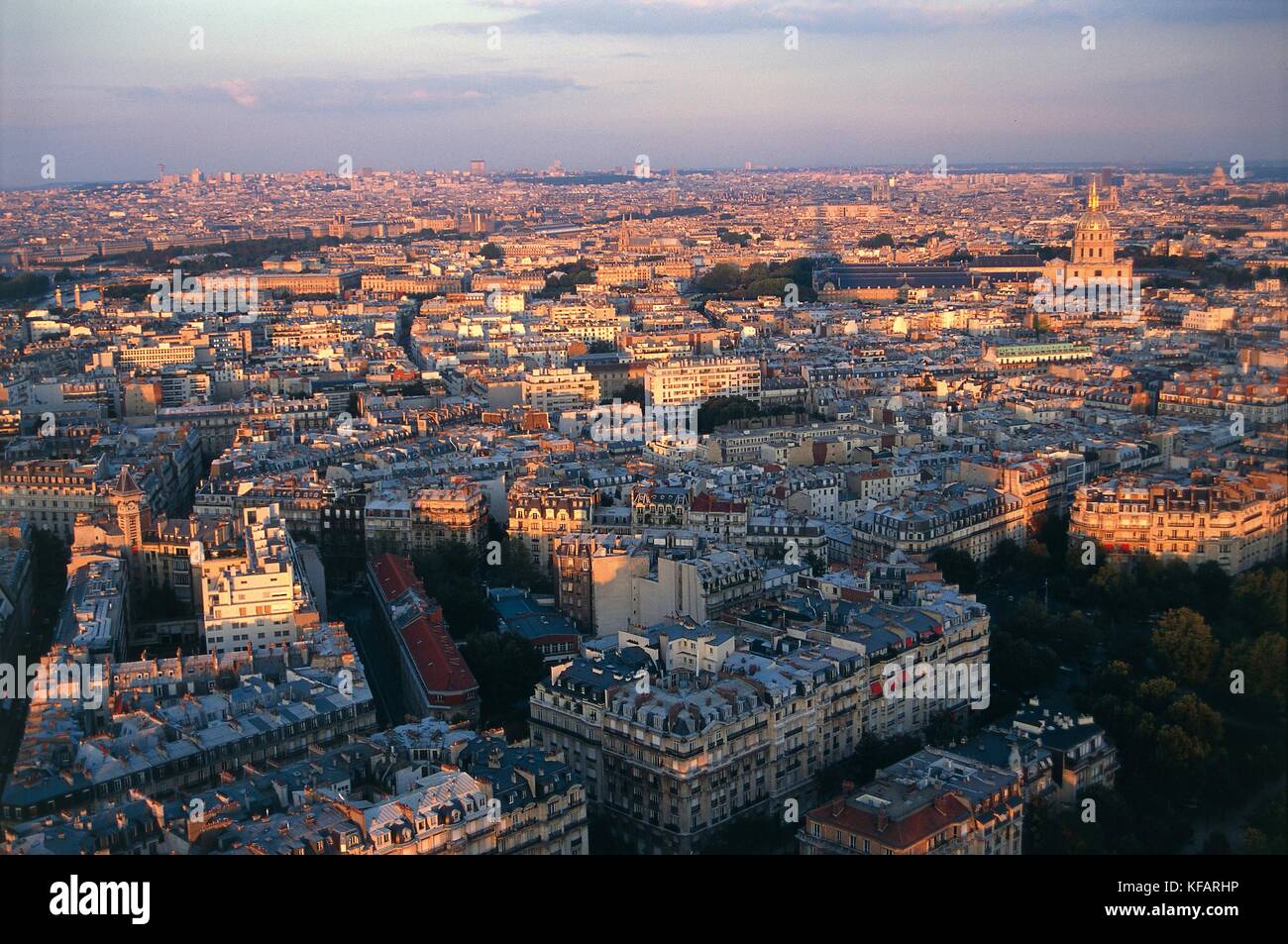 Paris geography hi-res stock photography and images - Alamy