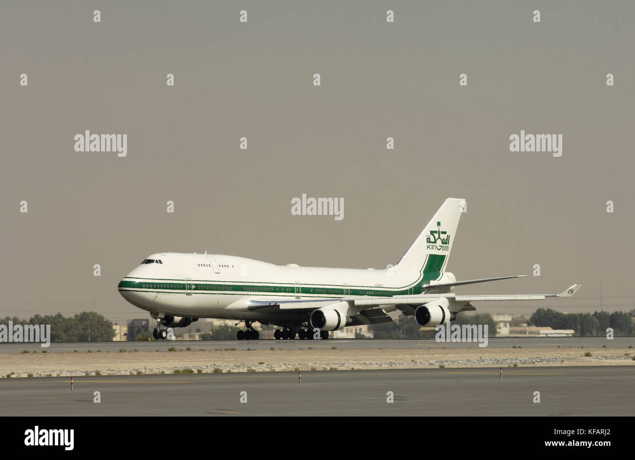 Saudi Prince Alwaleed bin Talal bin Abdulaziz al Saud's private-jet ...