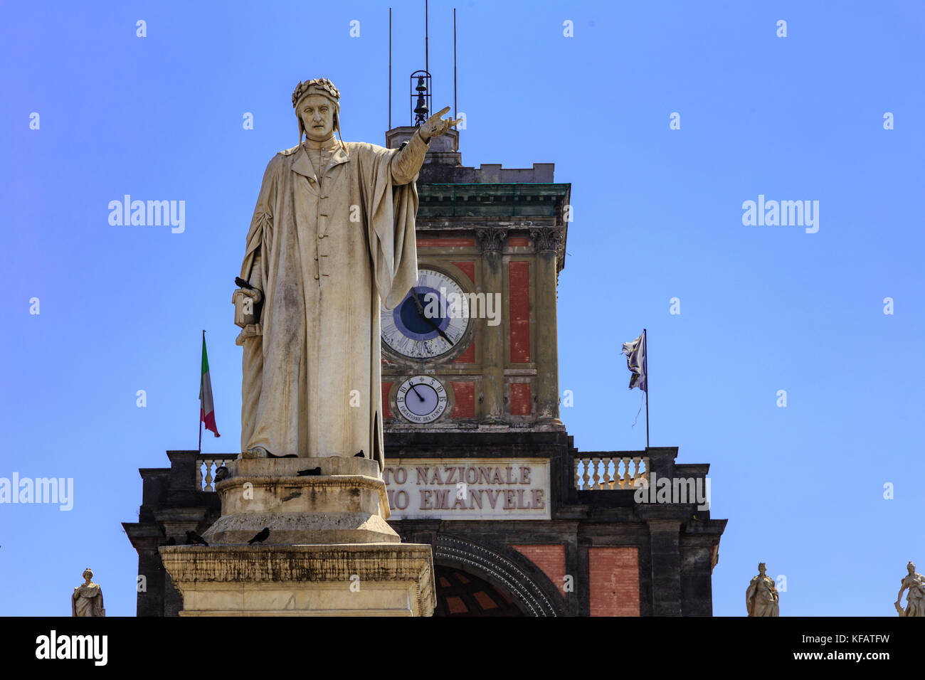 Piazza dante naples hi-res stock photography and images - Alamy
