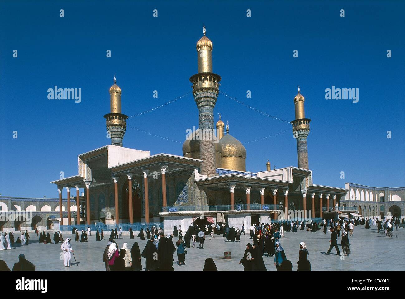 Kadhimain hi-res stock photography and images - Alamy