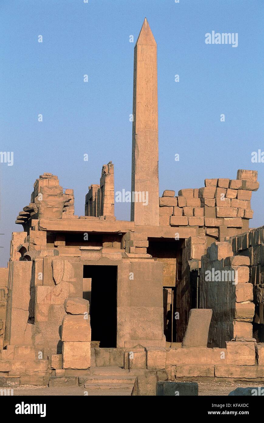 Egypt, Karnak. Great Temple of Ammon. Obelisk Stock Photo - Alamy
