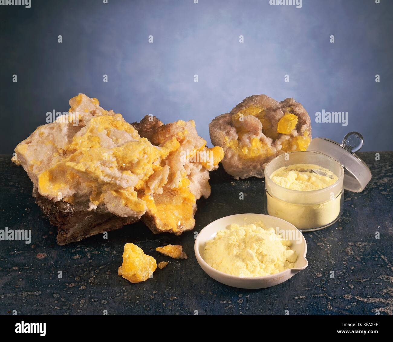 STILL LIFE, sulfur (mineral salt Stock Photo - Alamy