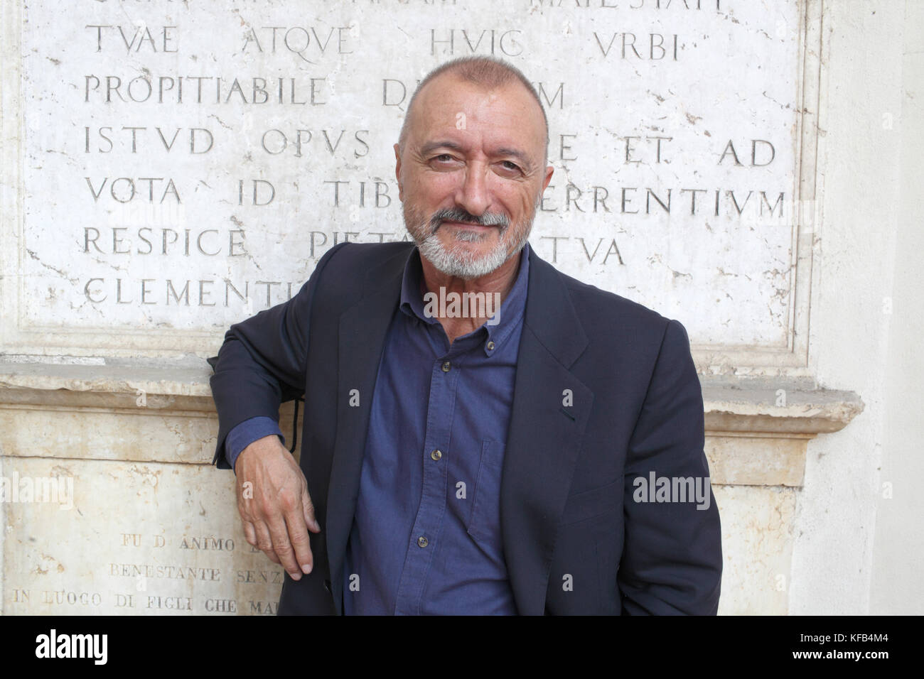 Arturo Perez-Reverte (Arturo Perez Reverte) Spanish novelist and ...