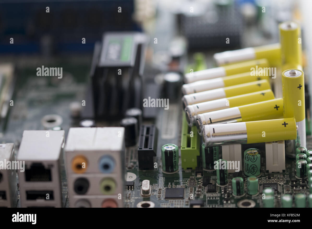 Batteries set hi-res stock photography and images - Alamy