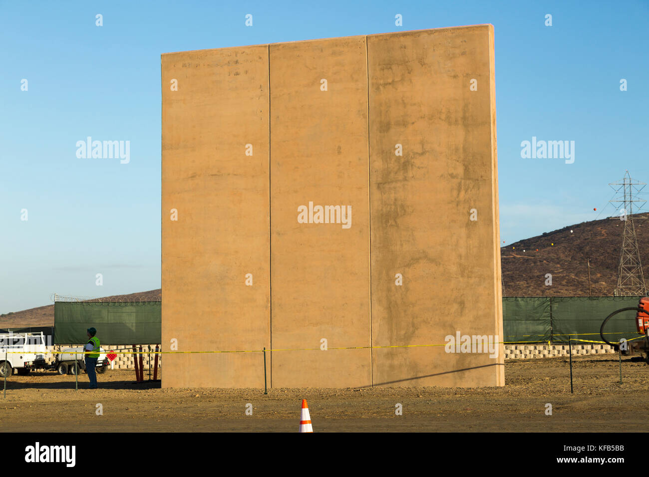 Border Wall Prototypes Stock Photo - Alamy