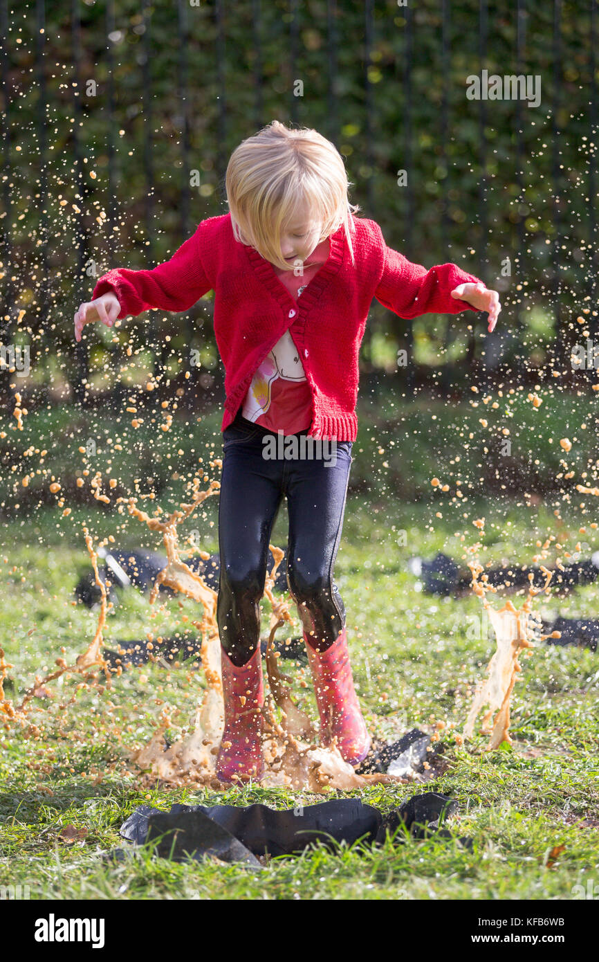 The World Puddle Jumping Championships at Wicksteed Park in ...