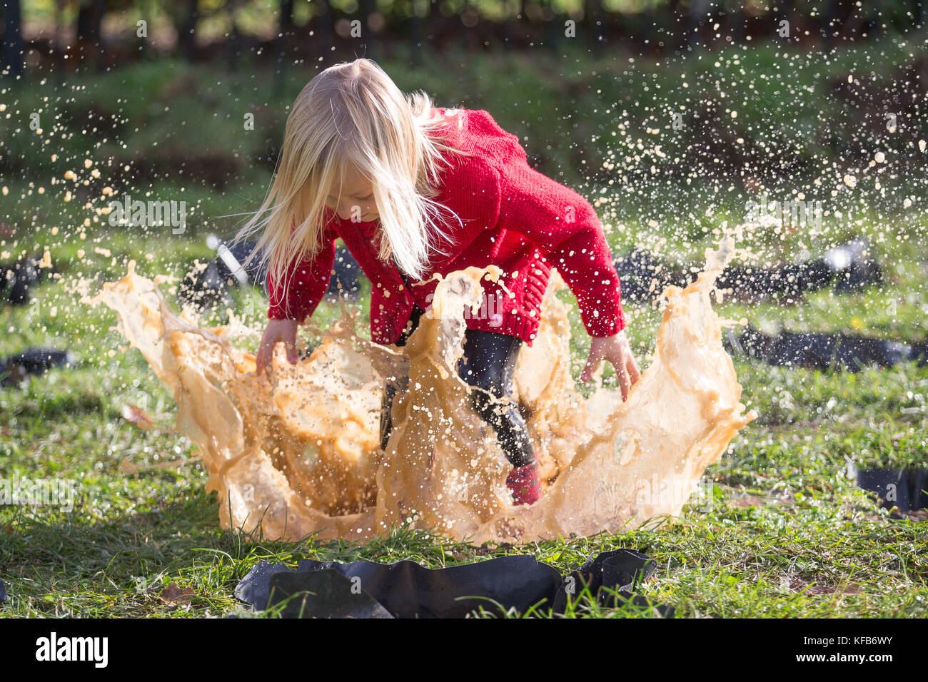 The World Puddle Jumping Championships at Wicksteed Park in ...