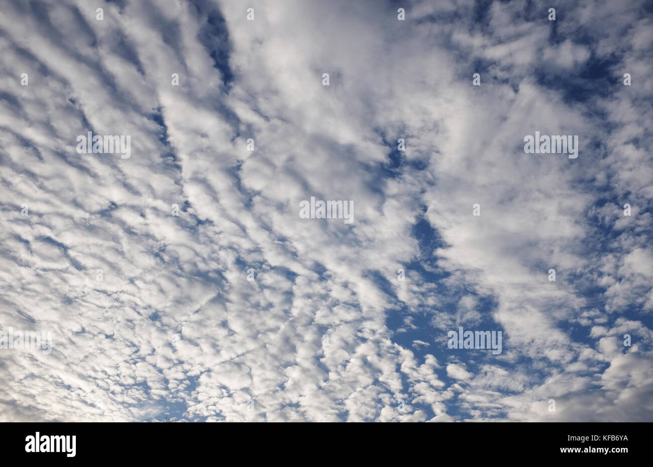 Sky skies skyscape hi-res stock photography and images - Alamy