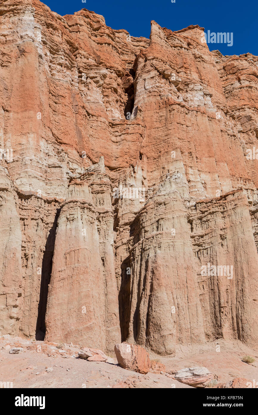 Red Cliffs Natural Area in Red rock canyon state park off highway 14 in ...