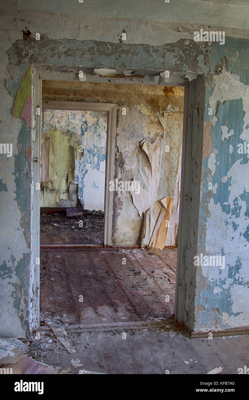 inside old ruined house. rooms and corridors in an abandoned building ...