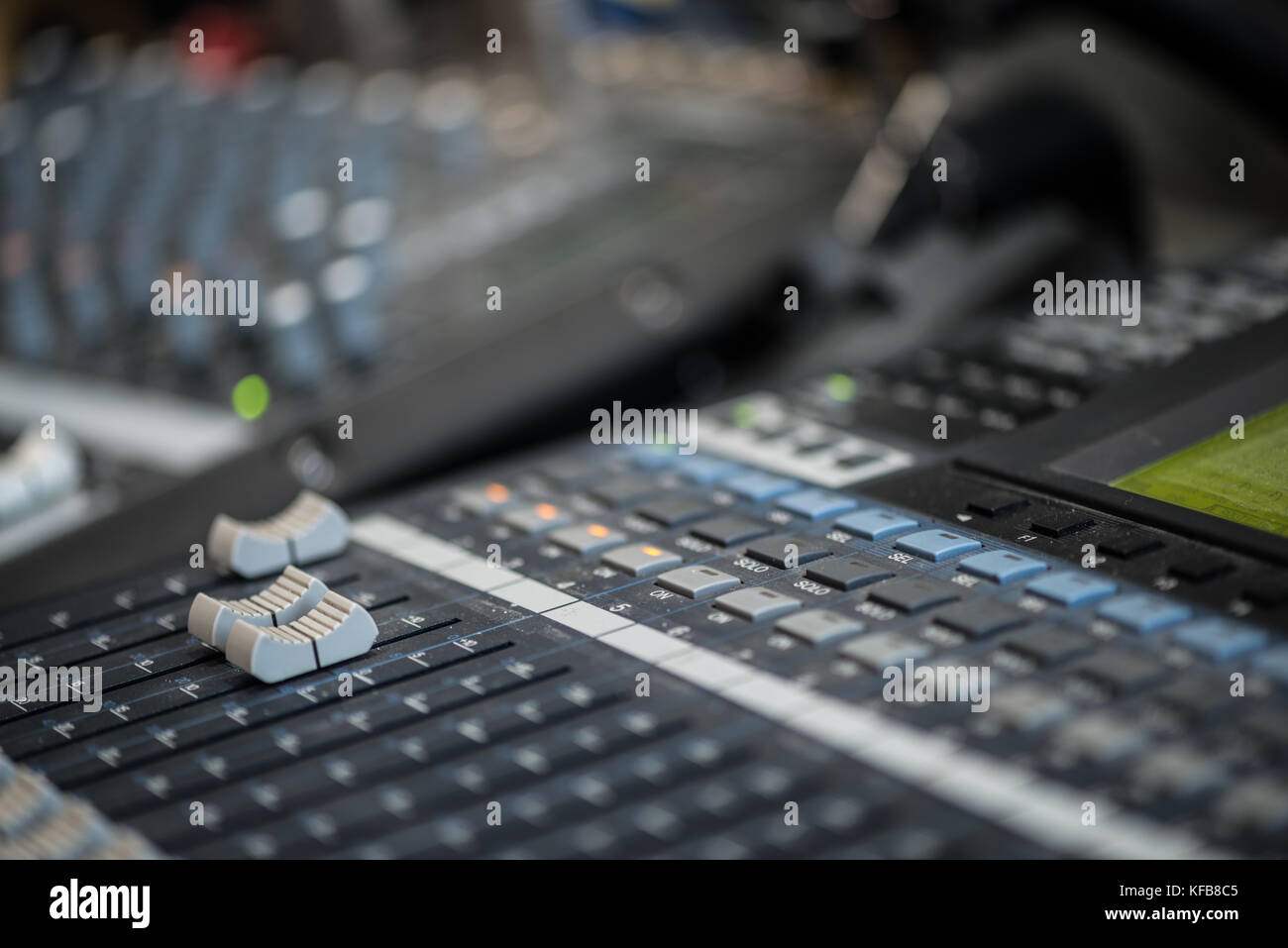 Radio station console hi-res stock photography and images - Alamy